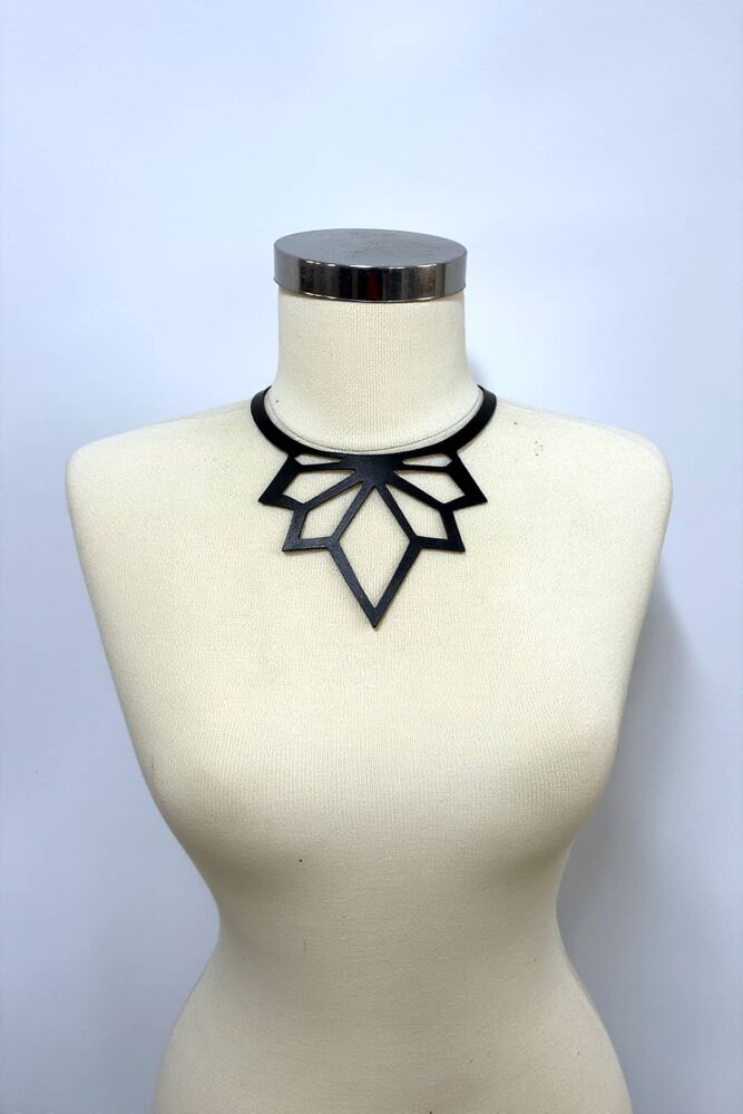 Lazer Kesim Şık Deri Choker, Deri Kolye - APFT1416 Choker Angels Passion